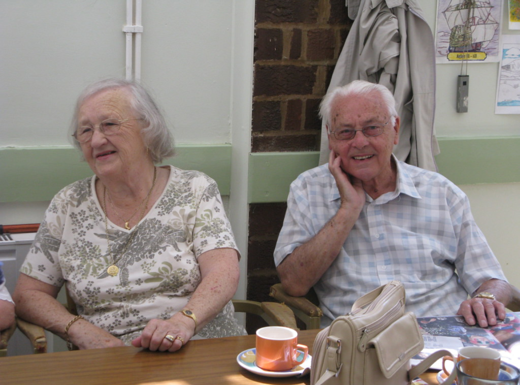 Social Clubs – Friendship at Home